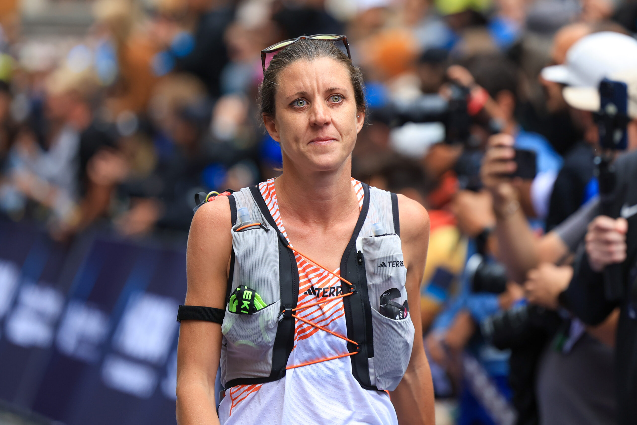 ルース・クロフト Ruth Croft 、UTMBで悲願の初優勝、学びと成長の2年間【UTMB 2025 Champions Walk ...